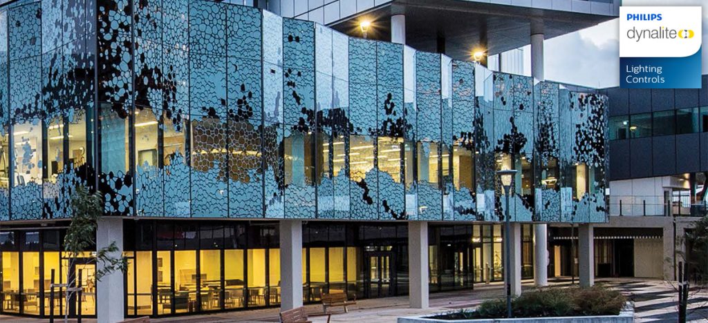 Philips Dynalite Lighting Control - The Right Intensity of Home Lighting